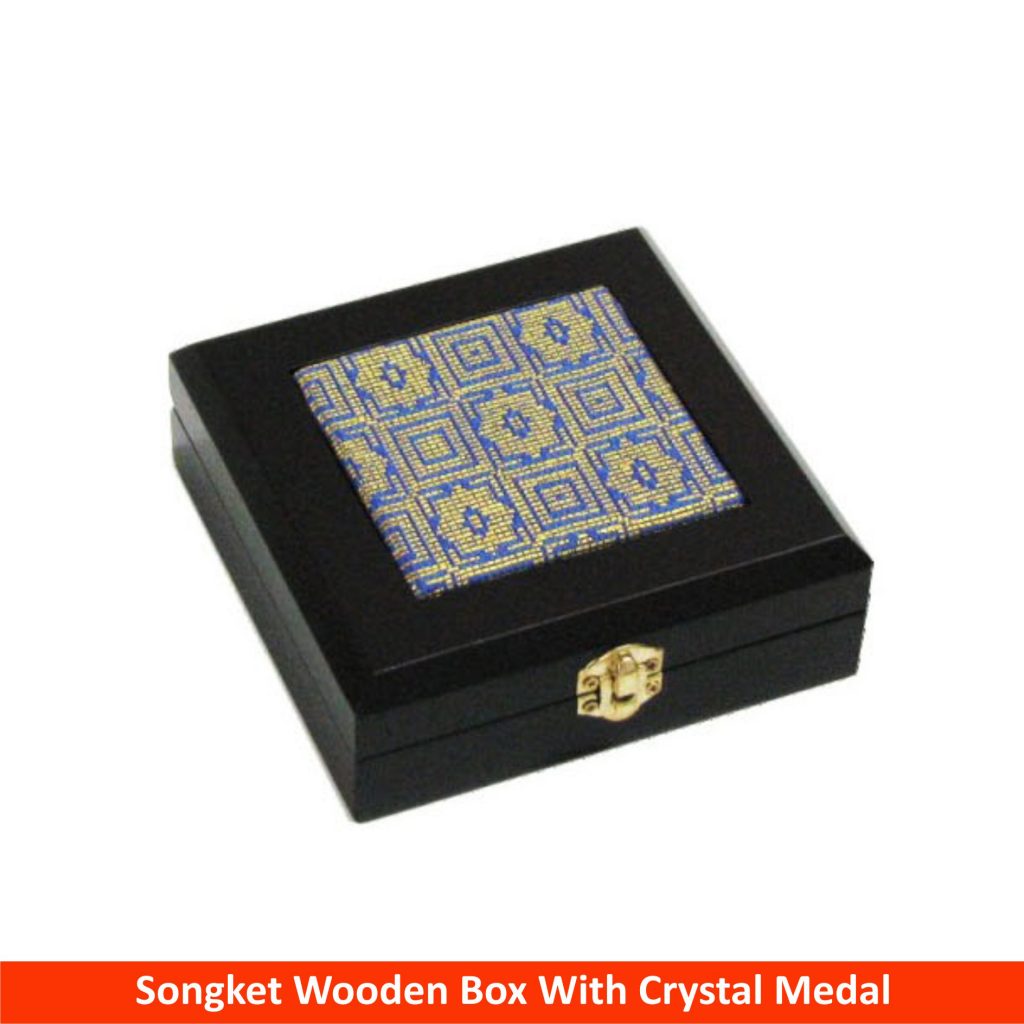 8118 Songket Wooden Box with Crystal Medal – iTrophy