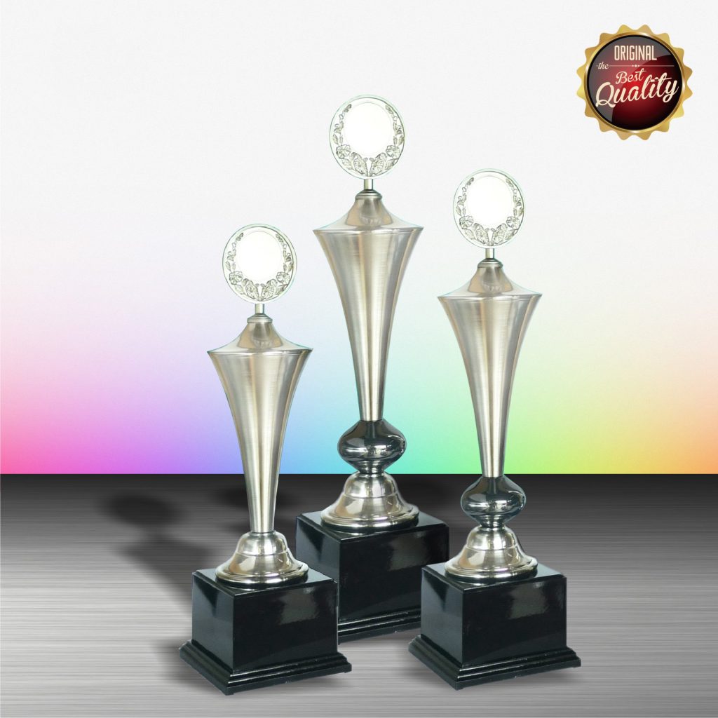 White Silver Metal Trophy Series – iTrophy