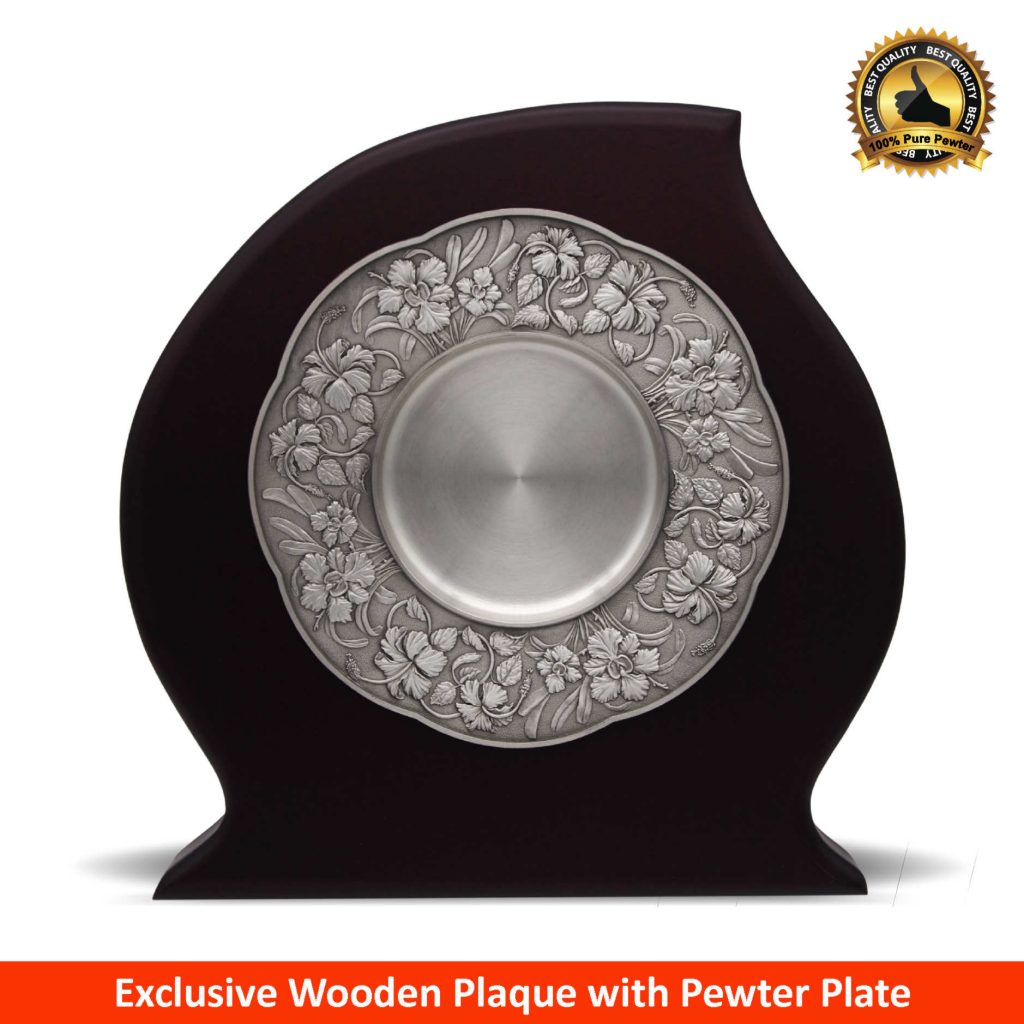 P-7609 Wooden Plaque with Bunga Raya Pewter Plate – iTrophy