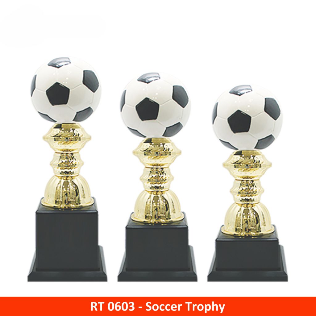 RT0603 Football Trophy – iTrophy