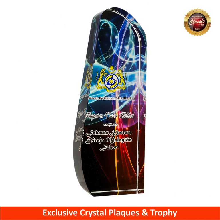 8356 Exclusive Crystal Plaque – iTrophy
